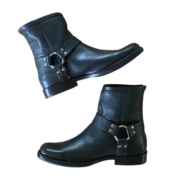 Frye | Shoes | Frye Phillip Leather Harness Buckle Short Ankle Moto ...